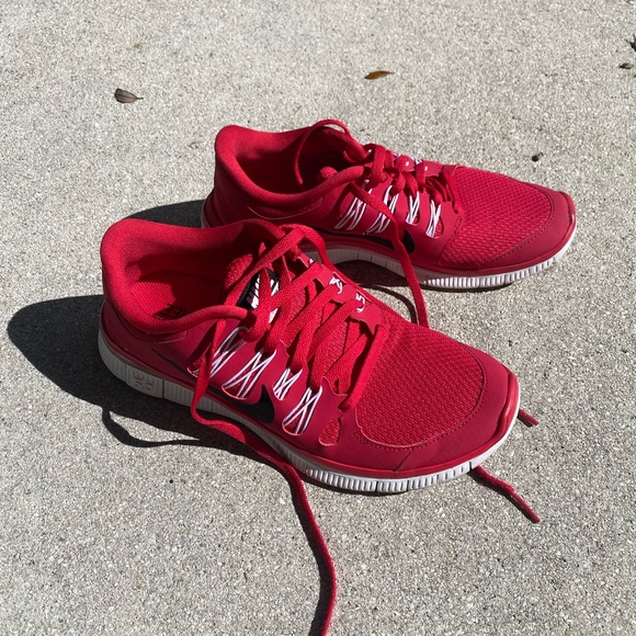 Nike | Shoes | Red Nike Tennis Shoes | Poshmark